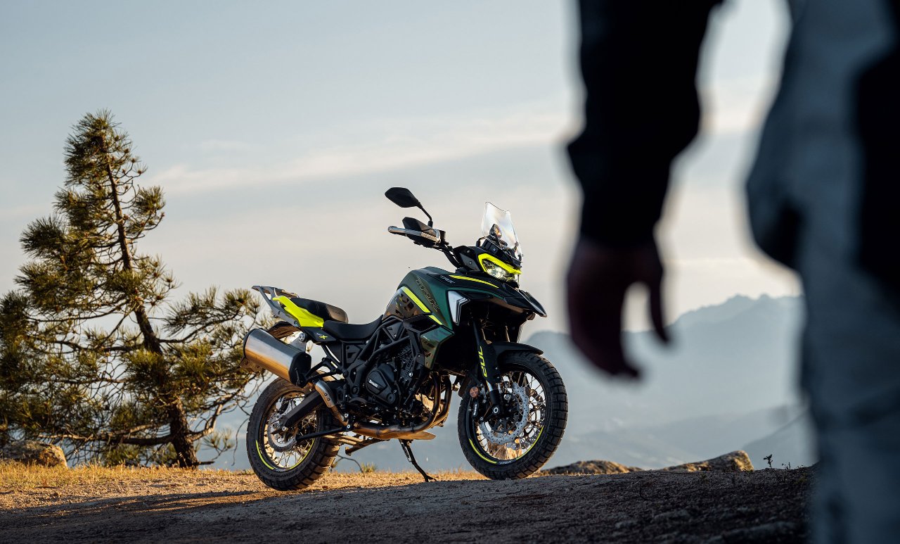 TRK 702 X